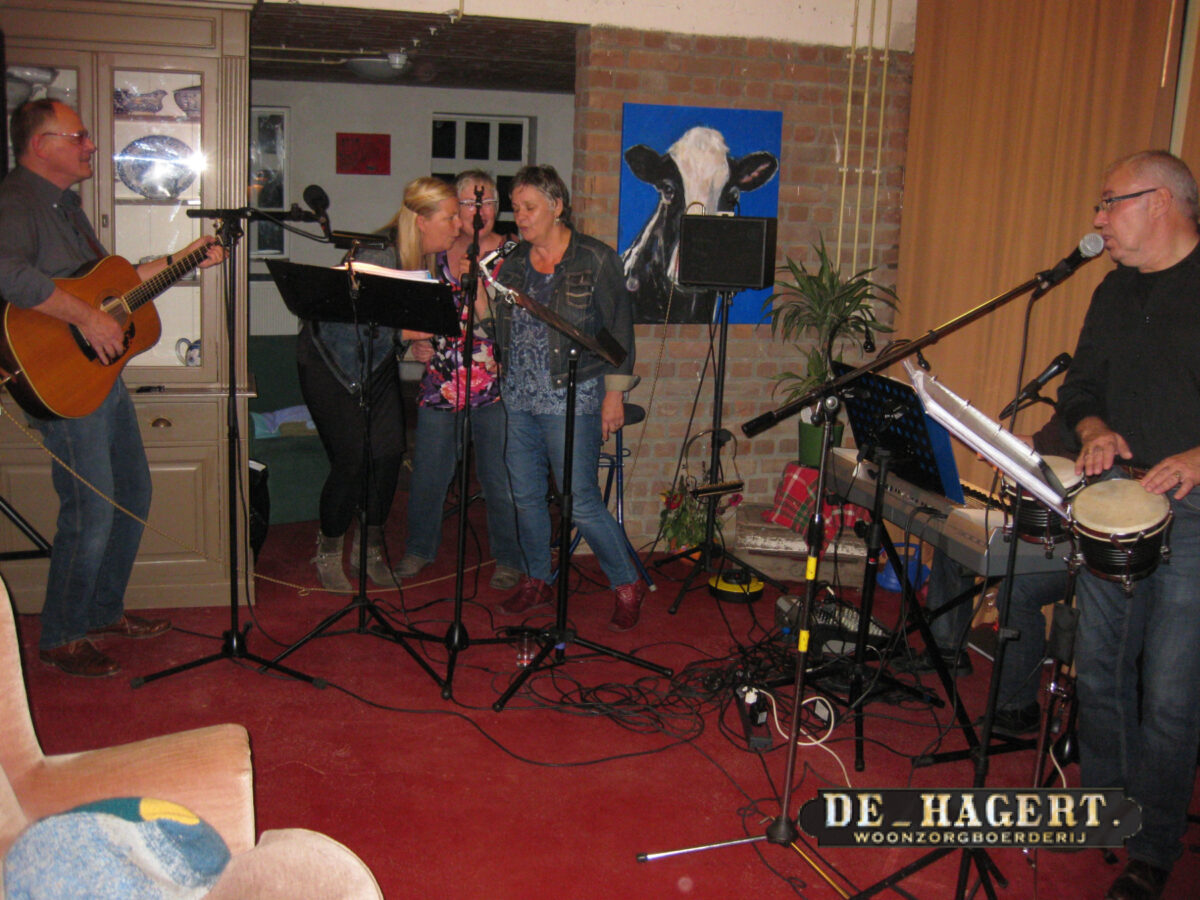 Muziekoptreden – Woonzorgboerderij de Hagert